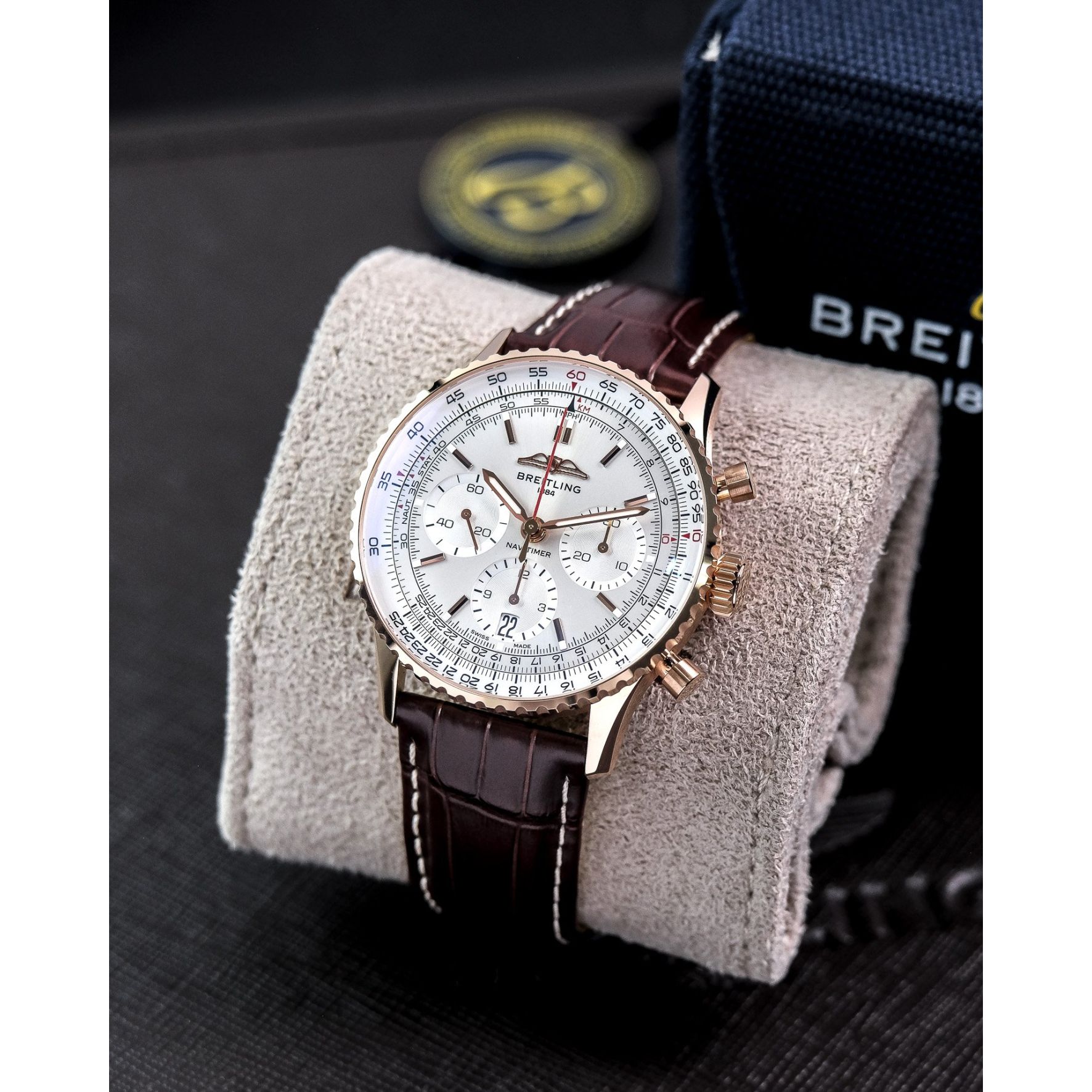 Breitling Navitimer B01 Cream Dial 41mm 18K Red Gold | AMJ Watches